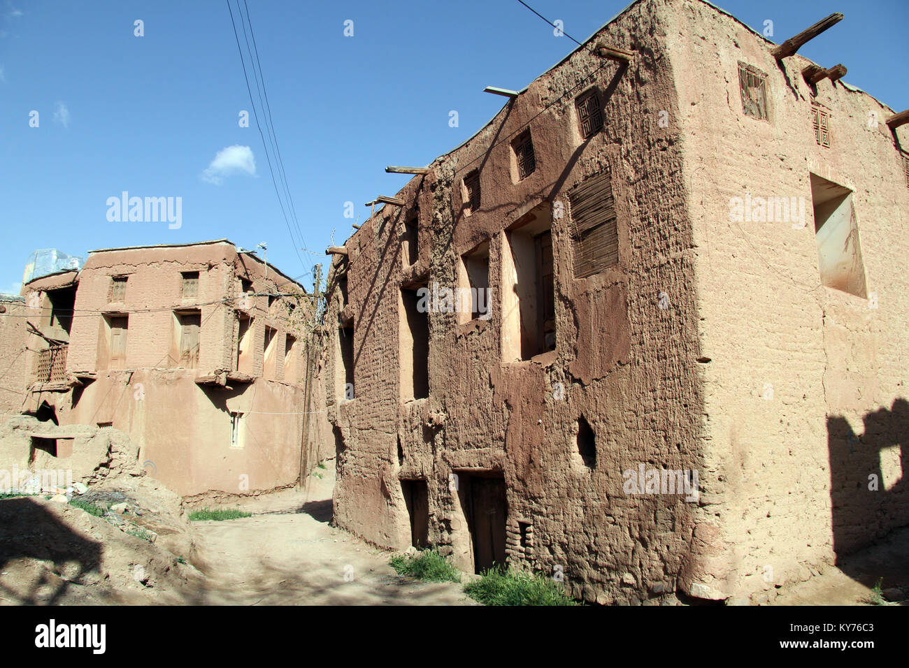 Old street in Abyaneh, Iran Stock Photo - Alamy