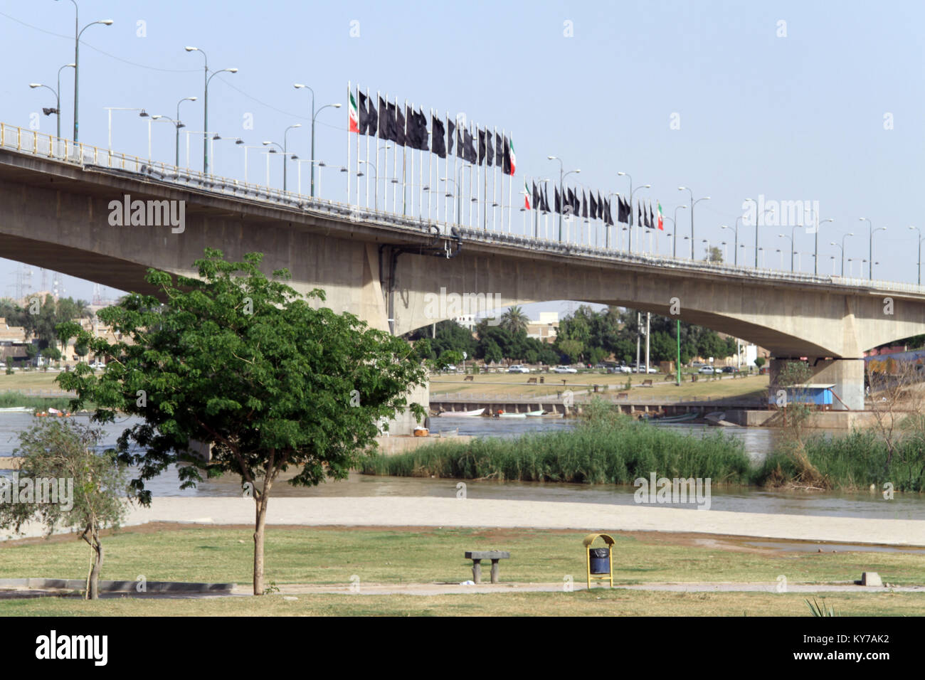 Ahvaz, river hi-res stock photography and images - Alamy