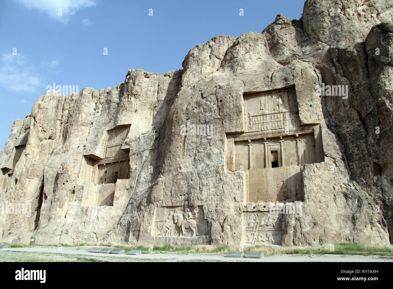 Royal tombs in Naqsh-e Rostam, Iran Stock Photo - Alamy