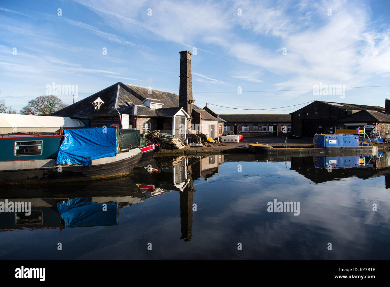 Norbury Junction, Shropshire. United Kingdom. 10th January 2018. Barges ...