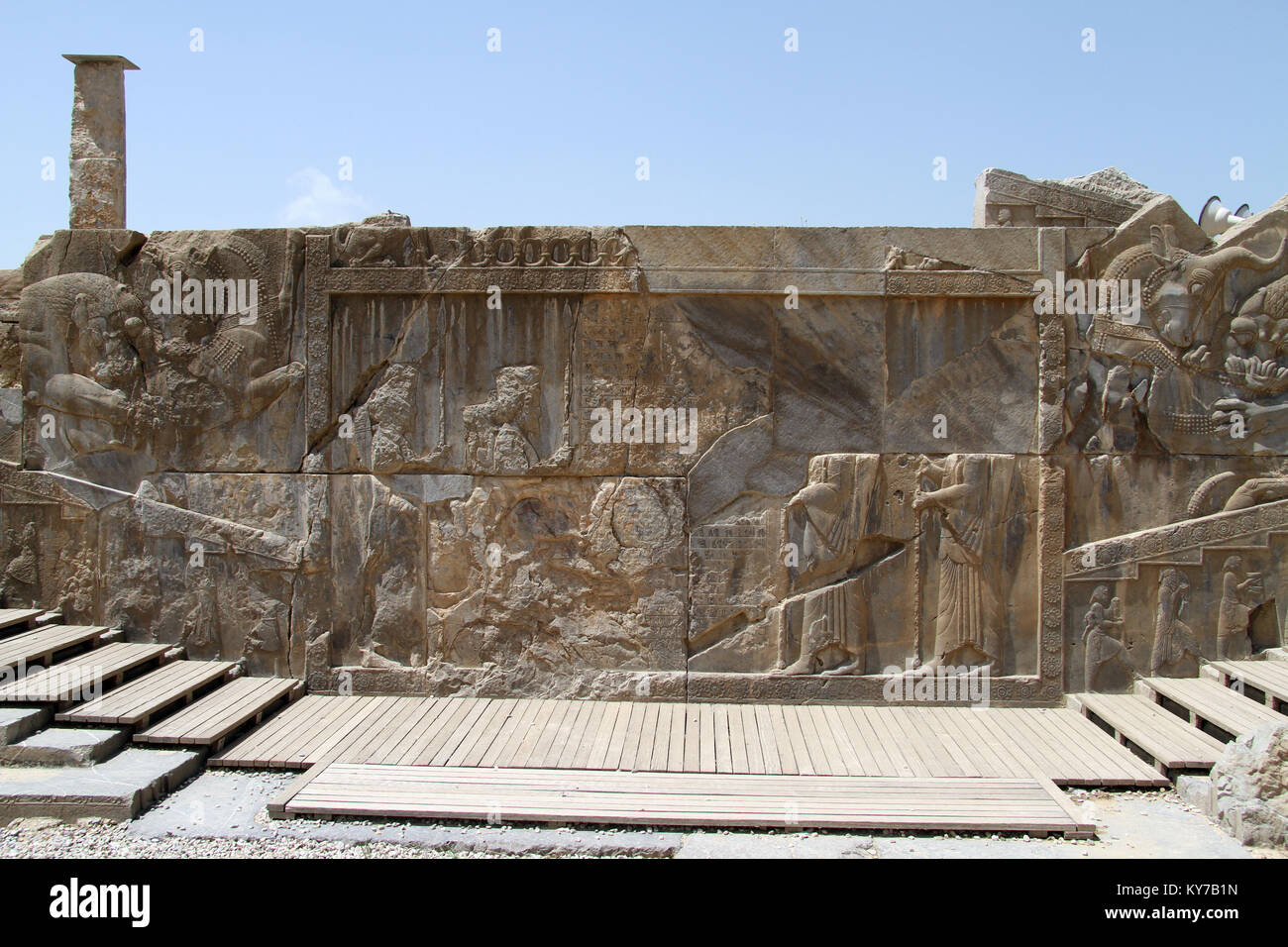 Bas-relief on the wall of staircase in Persepolis, Iran Stock Photo - Alamy