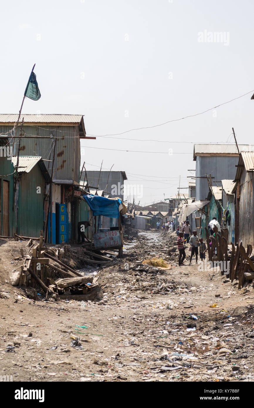 Kenya africa nairobi poverty hi-res stock photography and images - Alamy