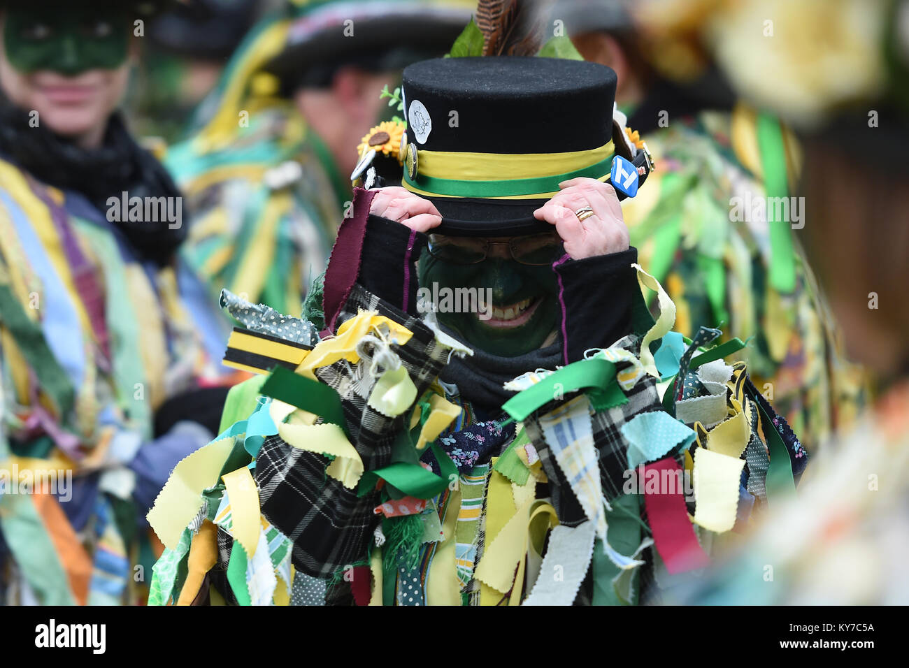 Molly dancers hi-res stock photography and images - Alamy