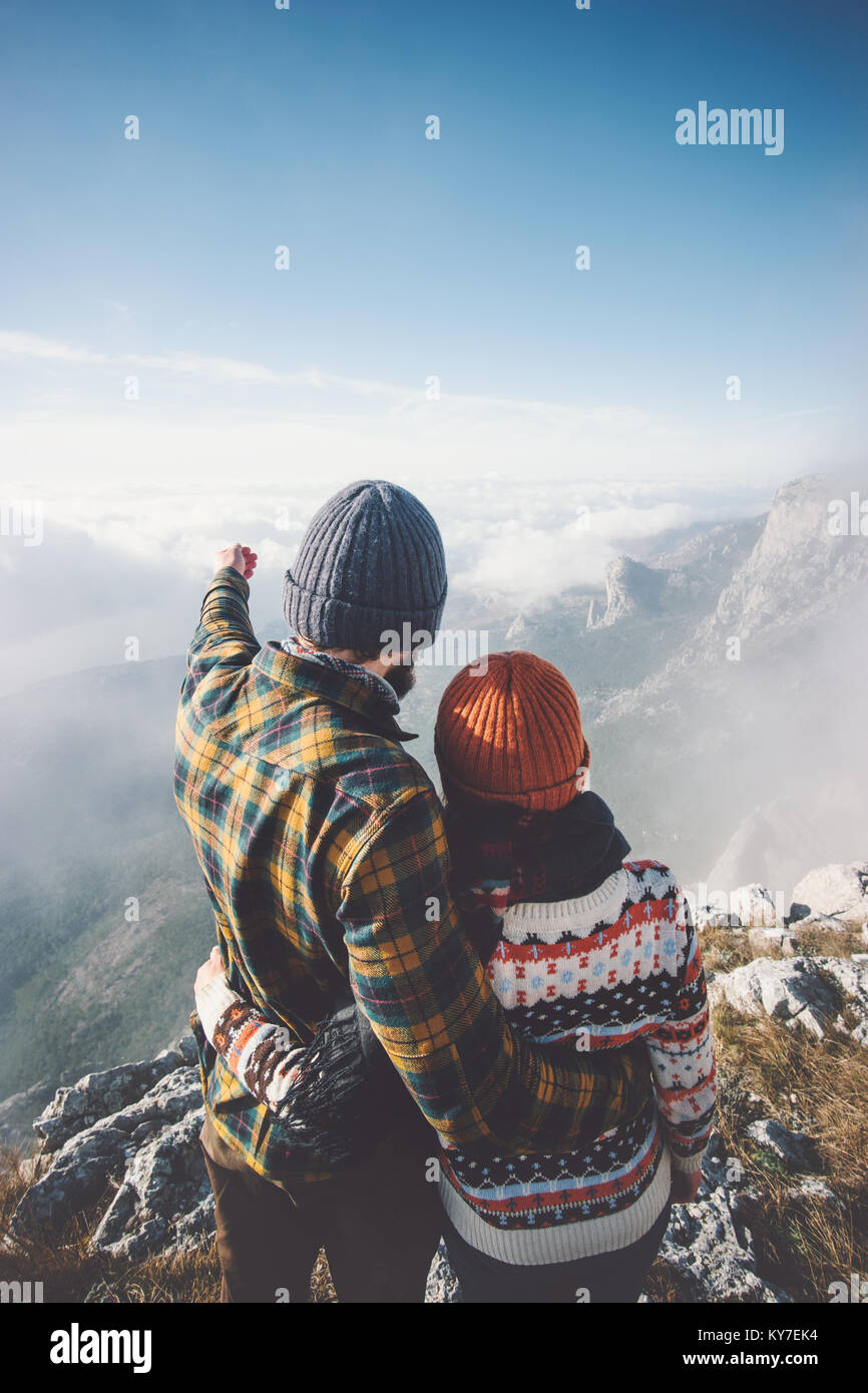 Clouds hugging mountains hi-res stock photography and images - Alamy