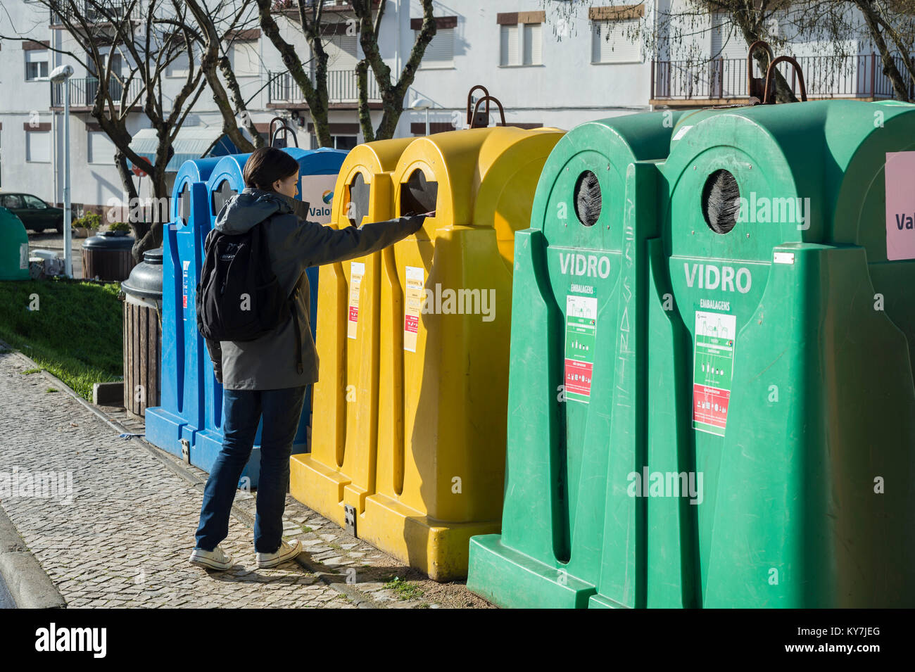 Disposal refuse dustbin litter hi-res stock photography and images - Alamy