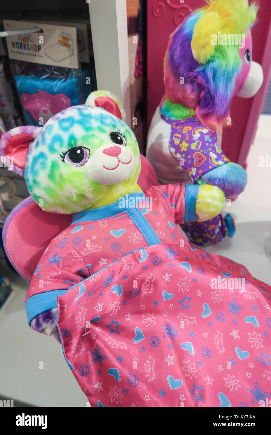 Build a bear interior hi-res stock photography and images - Alamy
