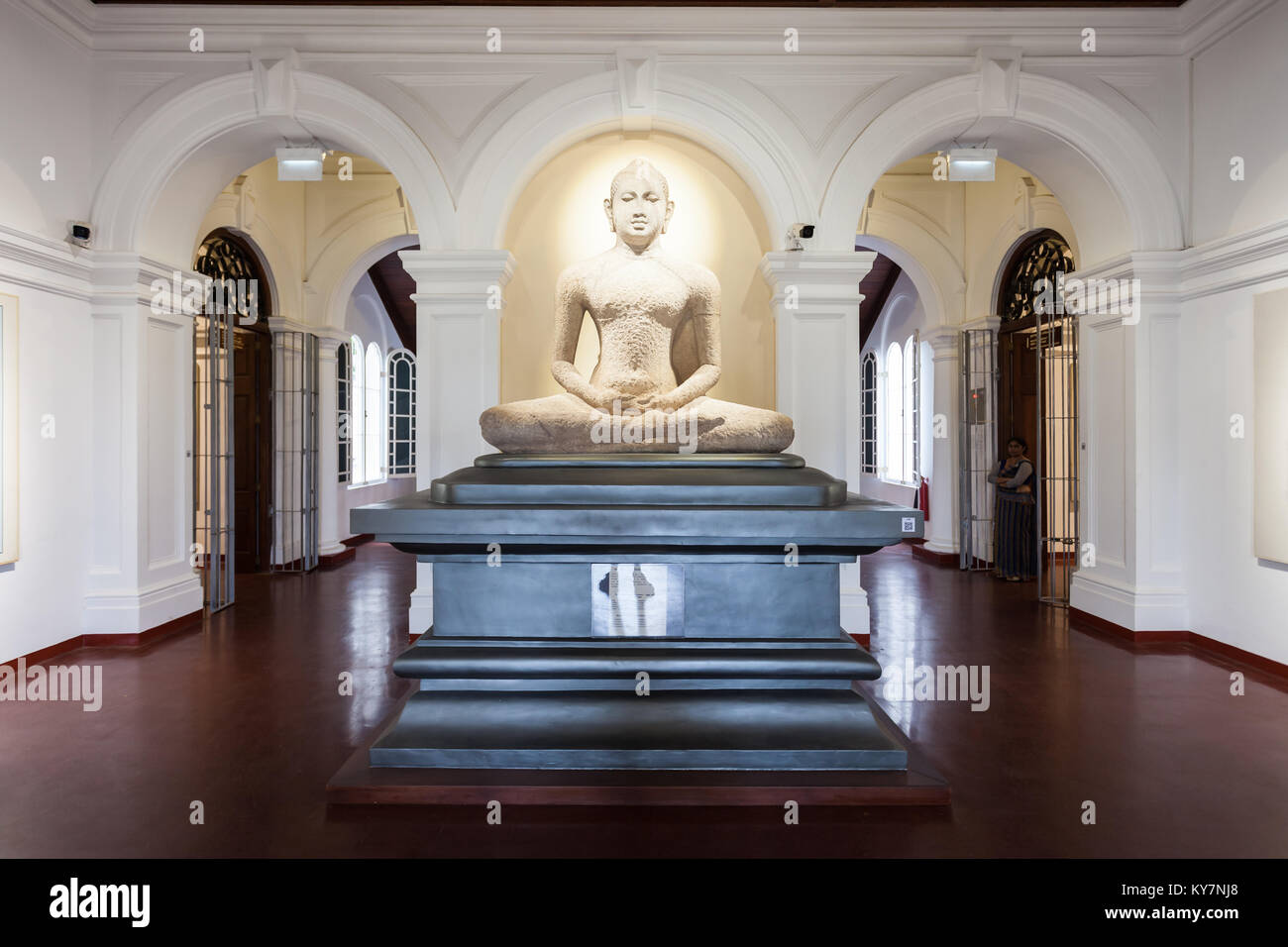 COLOMBO, SRI LANKA - FEBRUARY 27, 2017: Buddha statues inside the ...