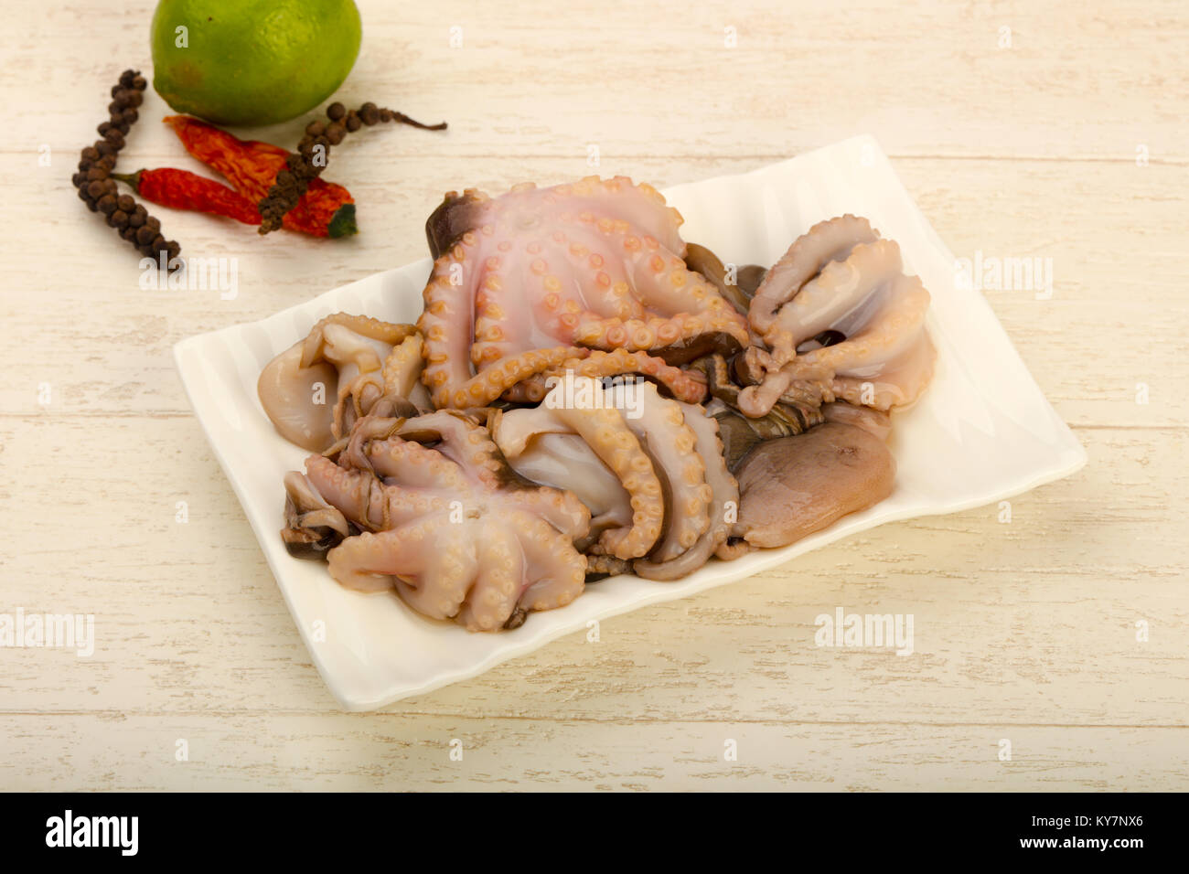 Raw octopus ready for cooking Stock Photo - Alamy