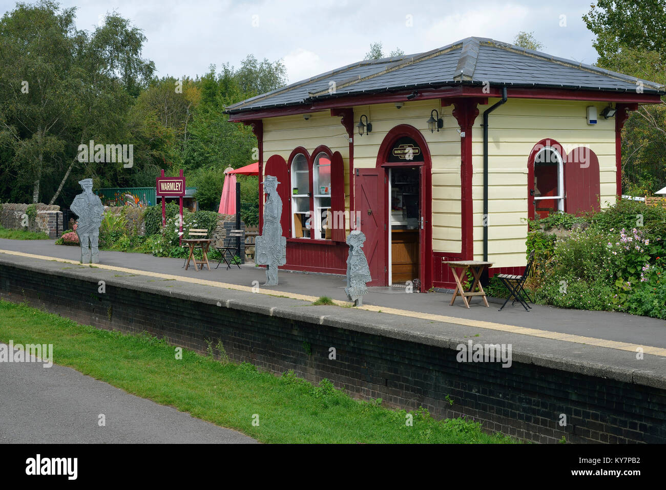 Warmley Station Waiting Room Restored and used as a Cafe on the Avon ...