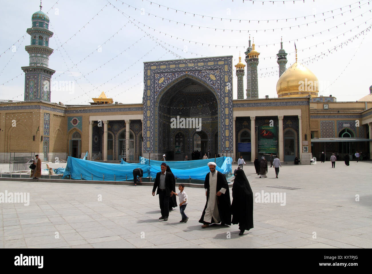 Qom people hi-res stock photography and images - Alamy