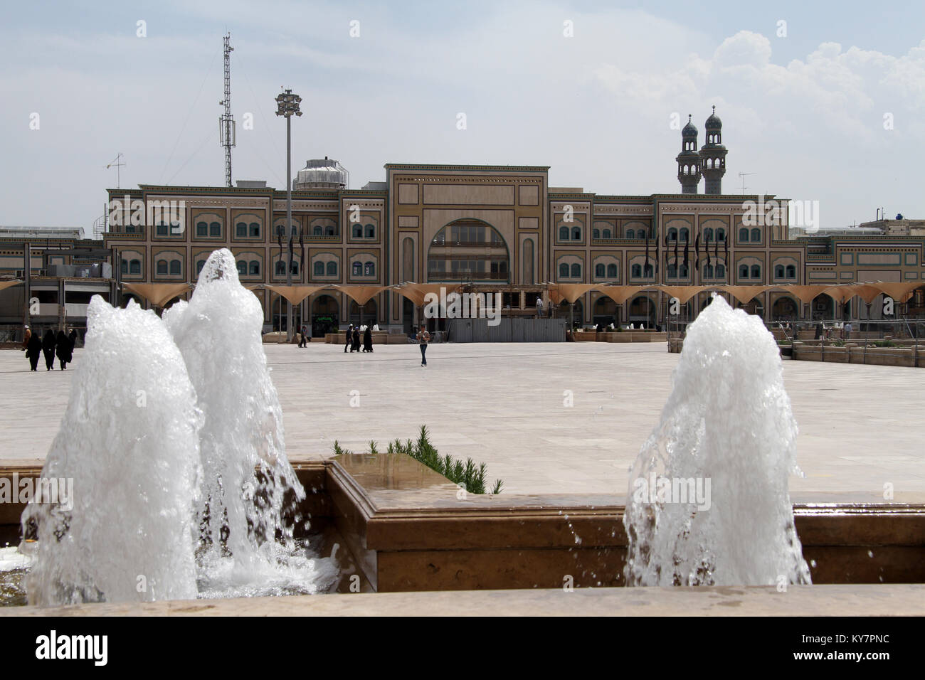 Qum iran hi-res stock photography and images - Alamy
