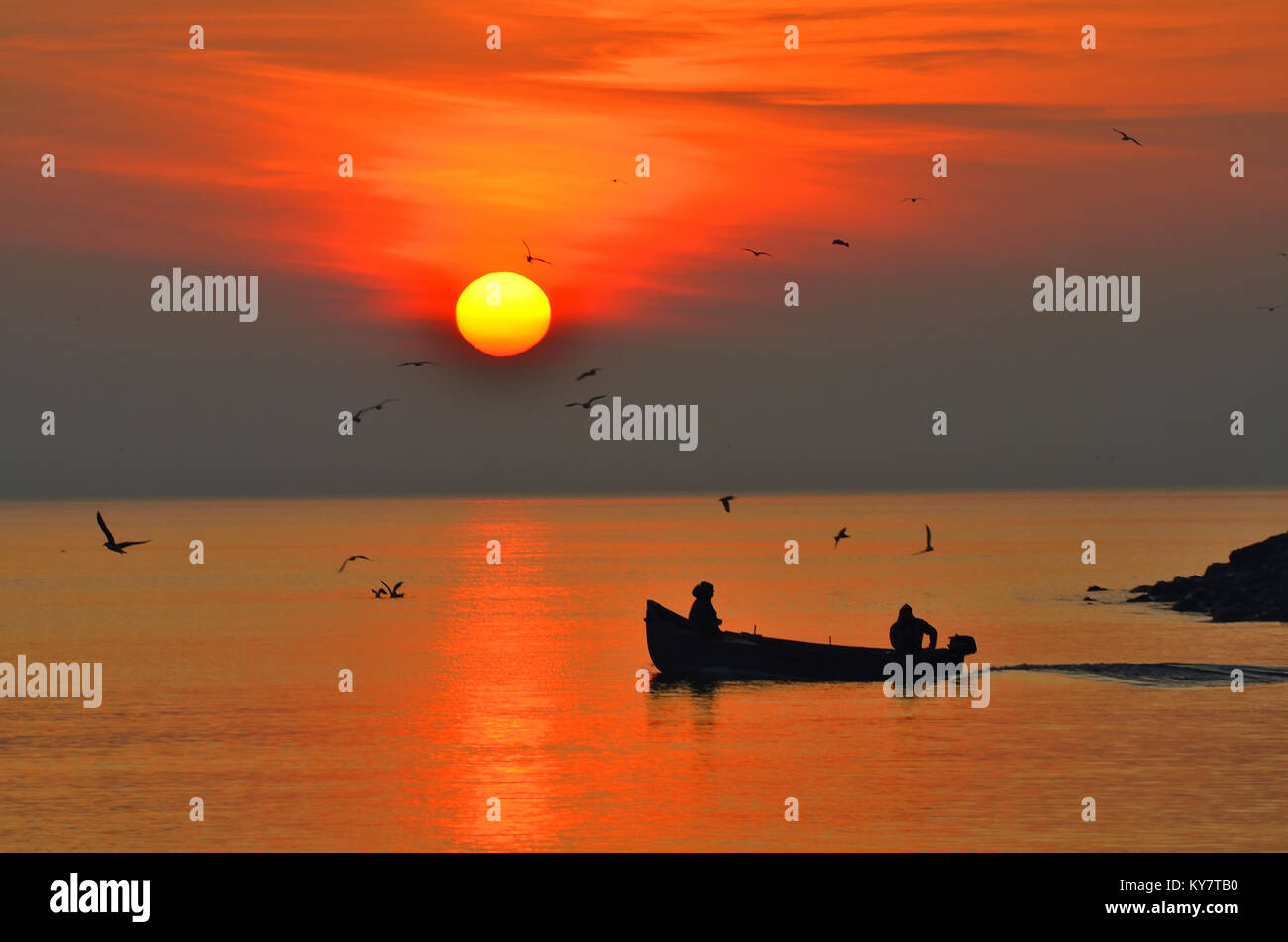 Early morning fishing boat at sunrise,Fishermen fishing in the early ...