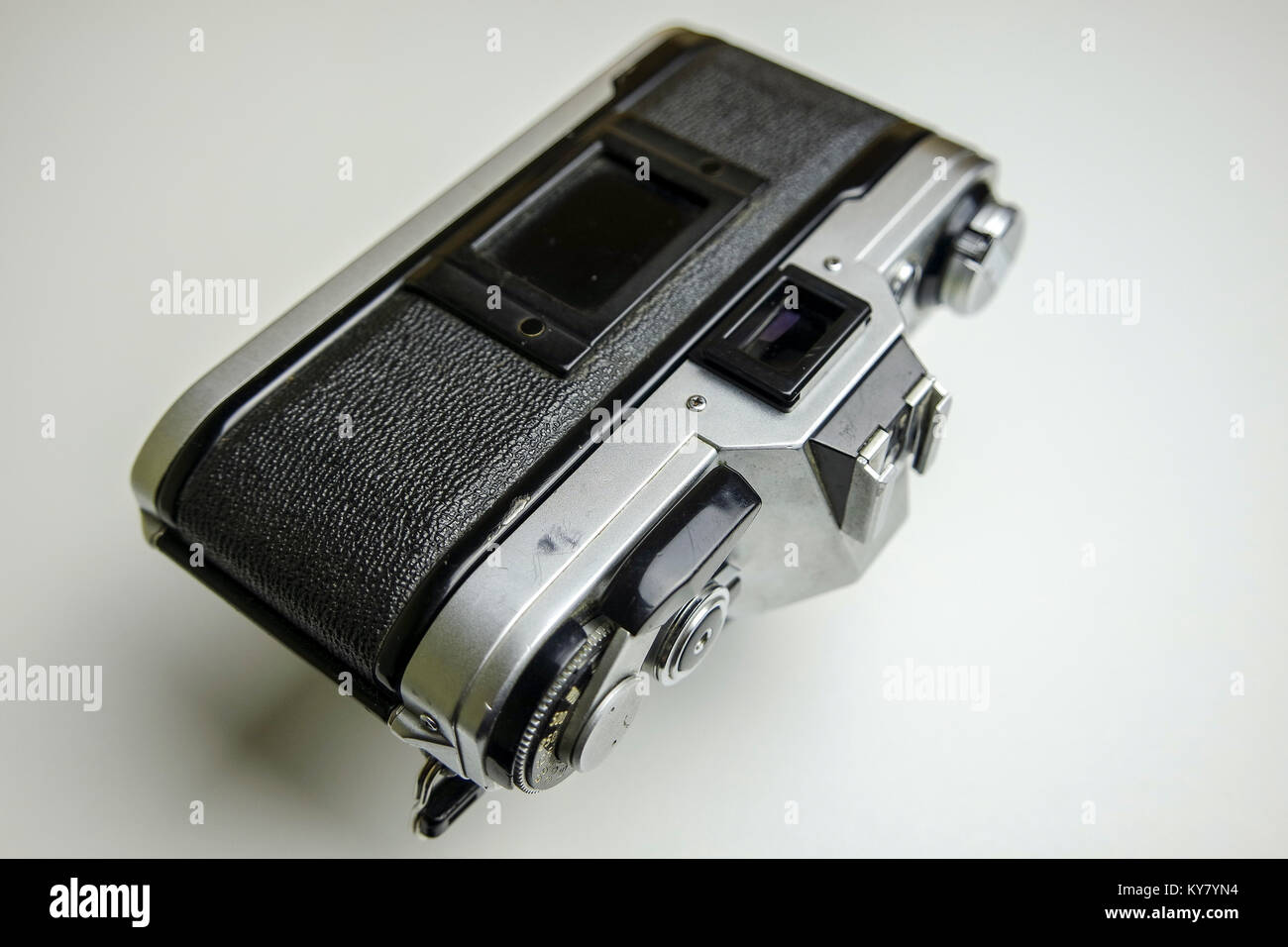 Vintage 35mm Film Camera Stock Photo - Alamy