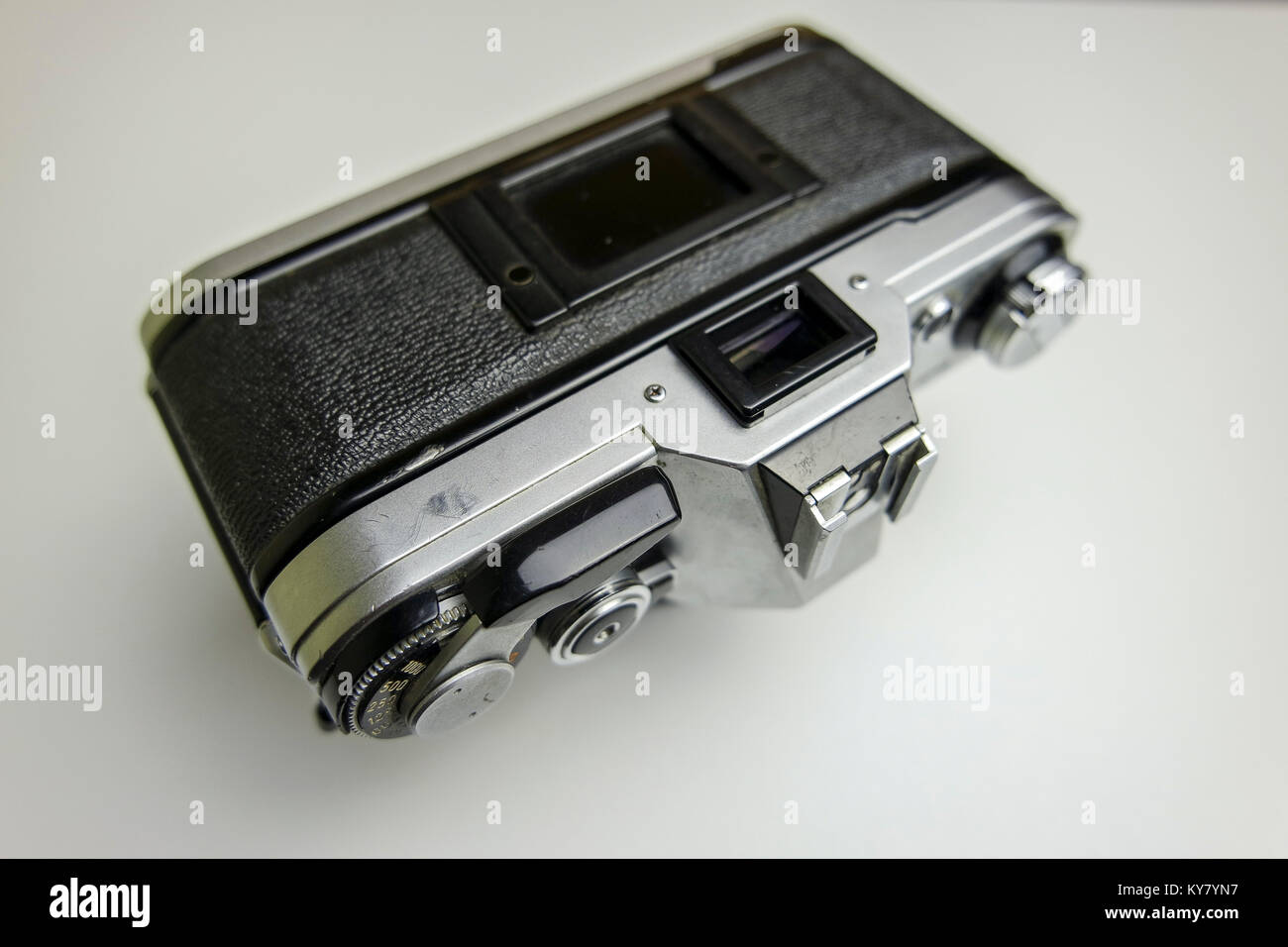 Vintage 35mm Film Camera Stock Photo - Alamy