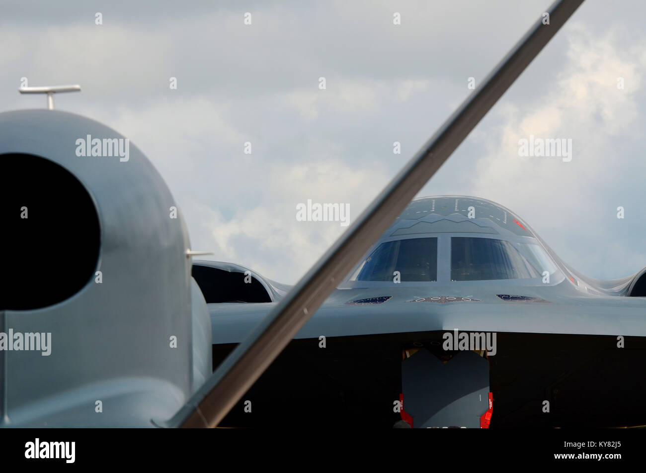 Northrop Grumman B-2 Spirit stealth bomber and RQ-4 Global Hawk UAV ...