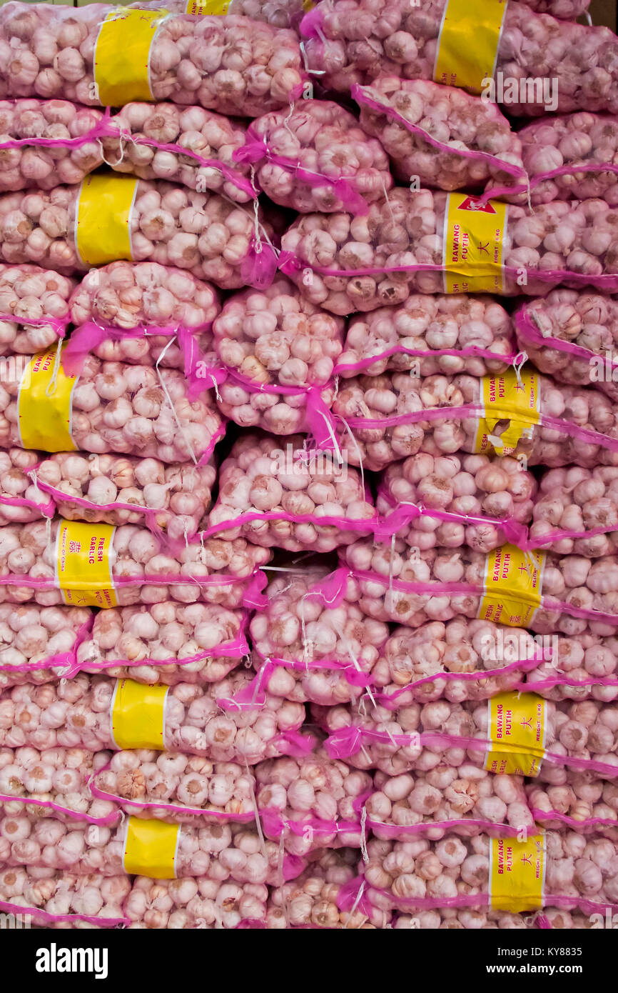 Sacks garlic hi-res stock photography and images - Alamy