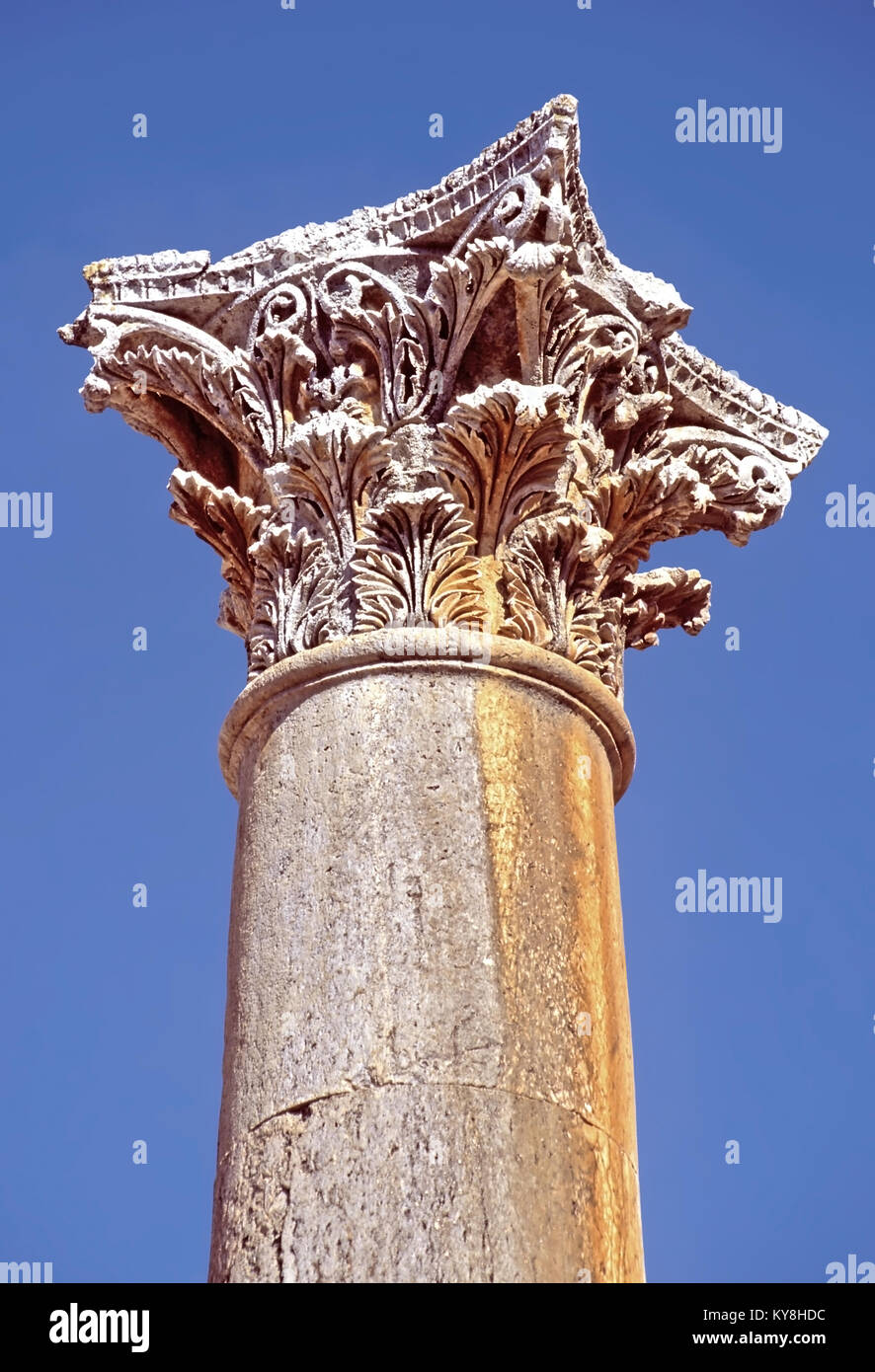 2195. Roman Column, Jerash, Irbid Gov, Jordan Stock Photo - Alamy
