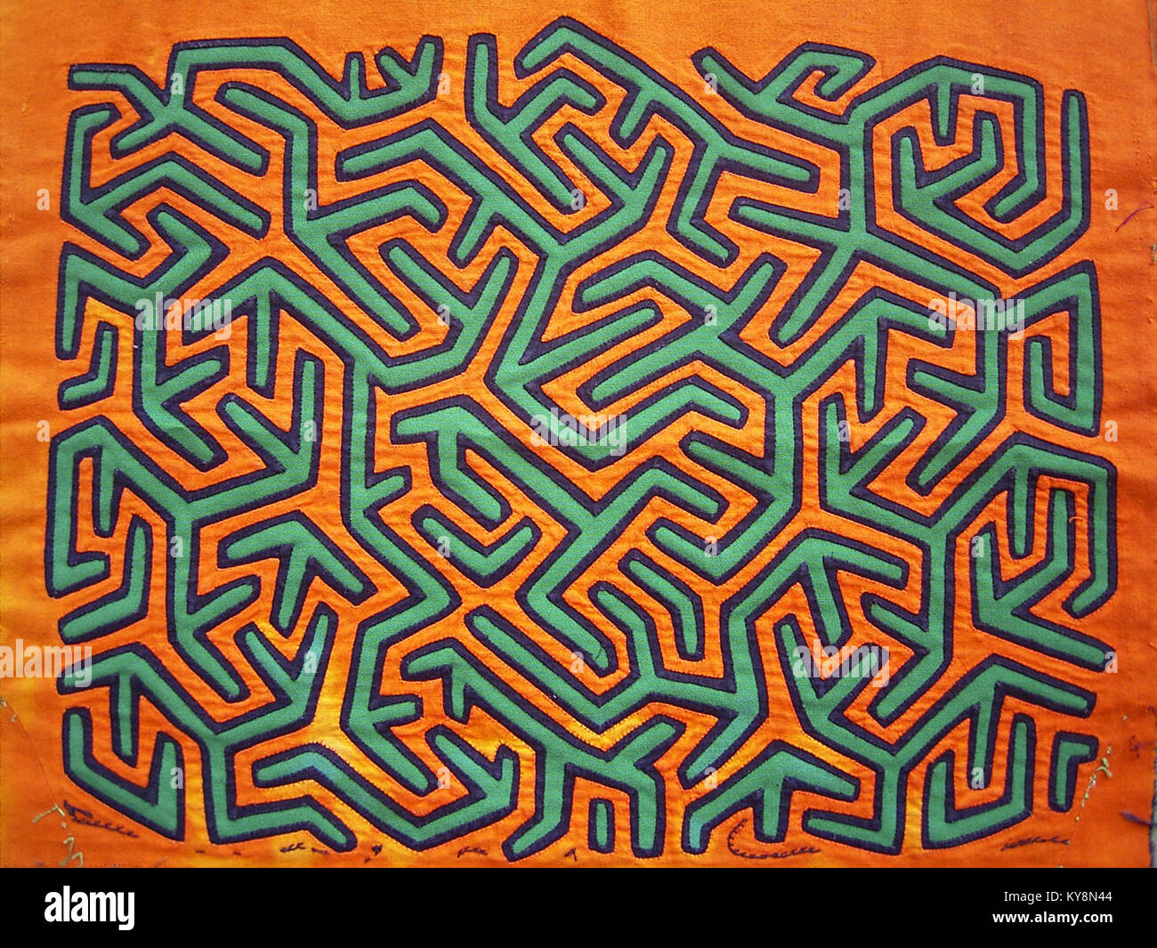 Mola artwork hi-res stock photography and images - Alamy