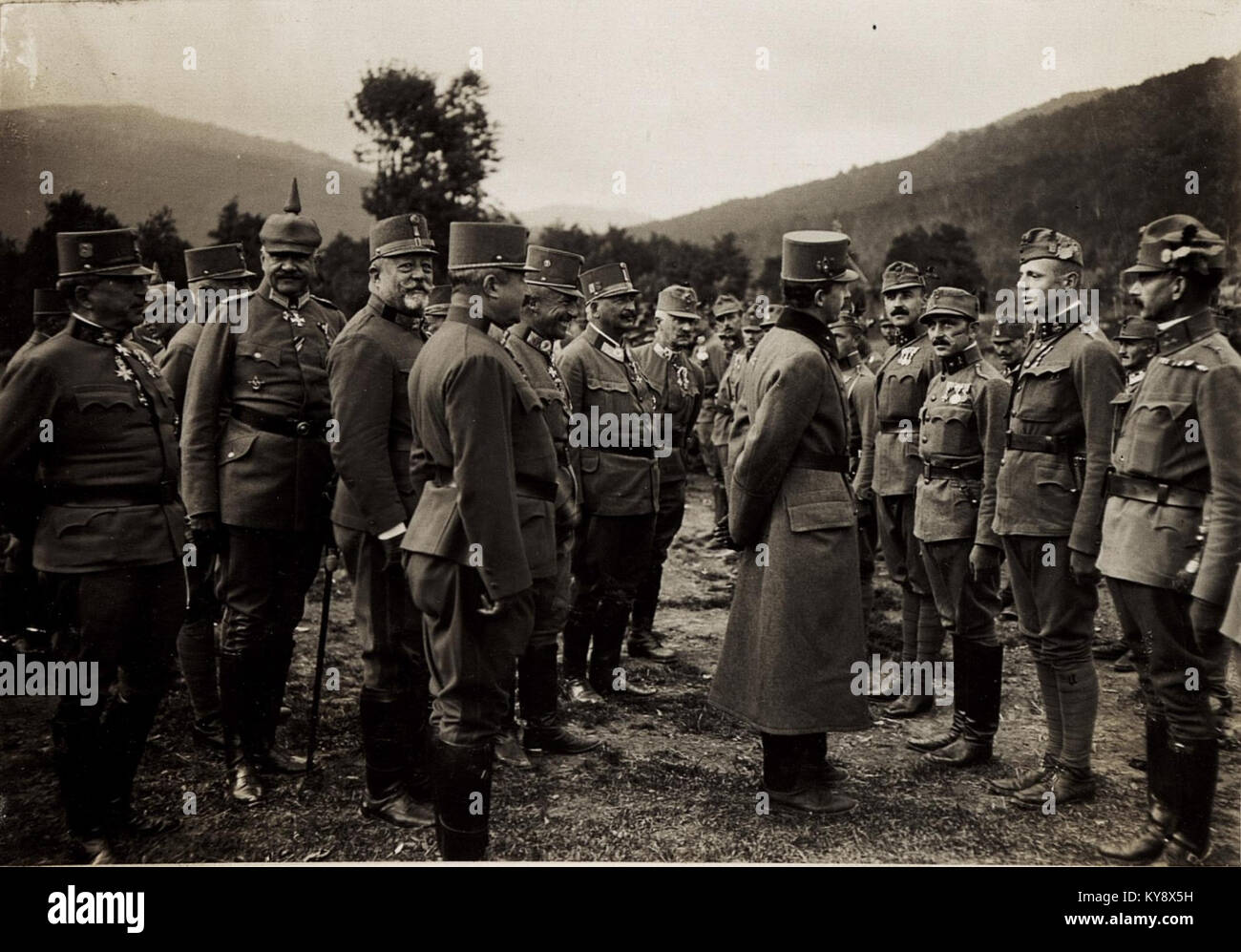 Soldiers on eastern front hi-res stock photography and images - Alamy
