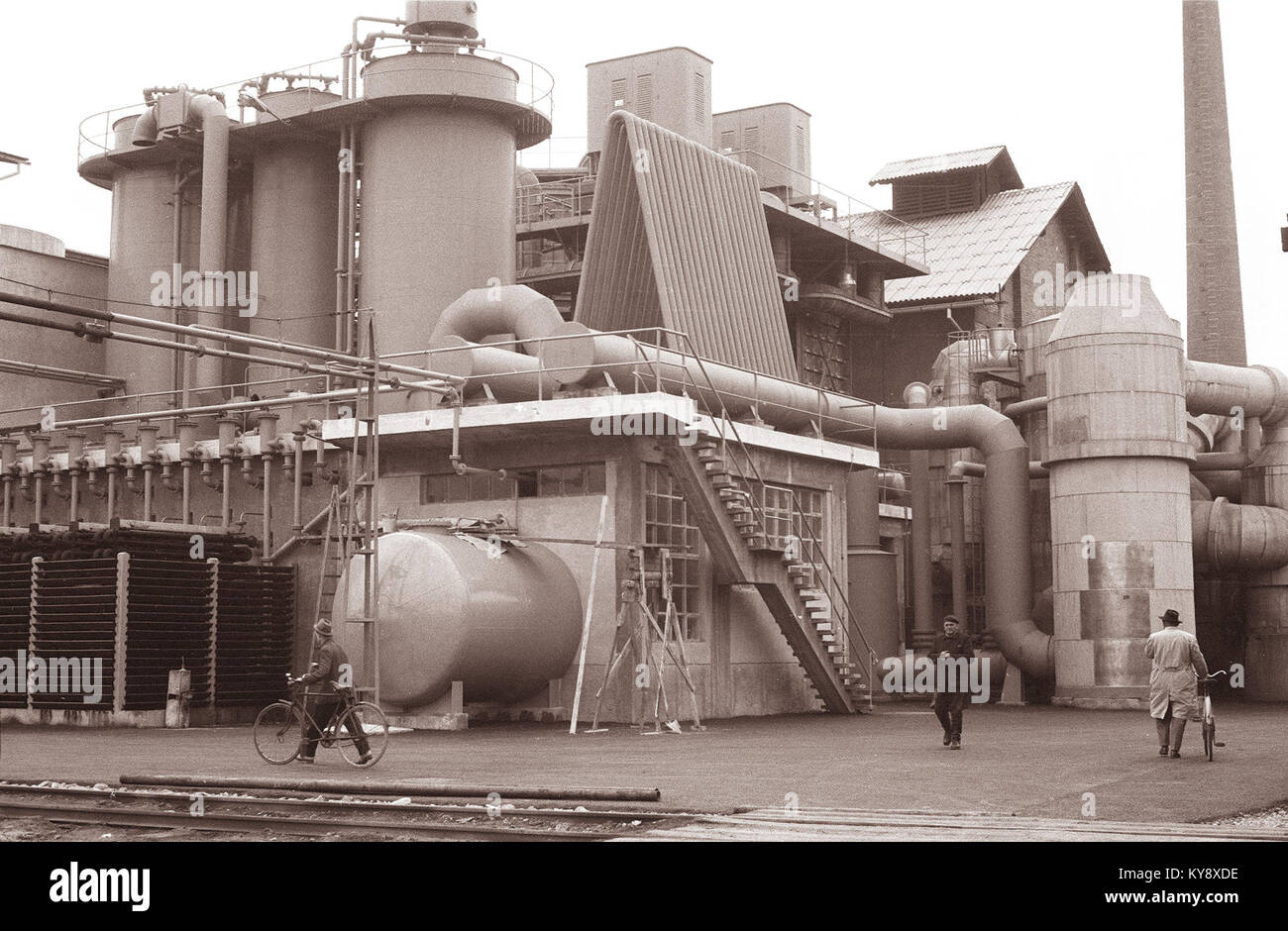 This document refers to the process of refining zinc acid at the ...