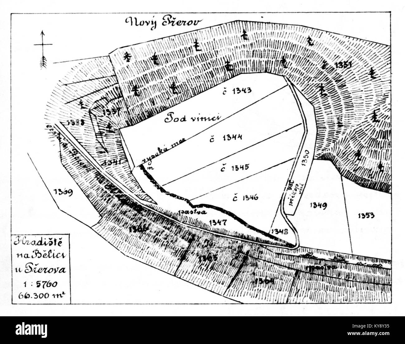 Historichistoriclayout hi-res stock photography and images - Alamy