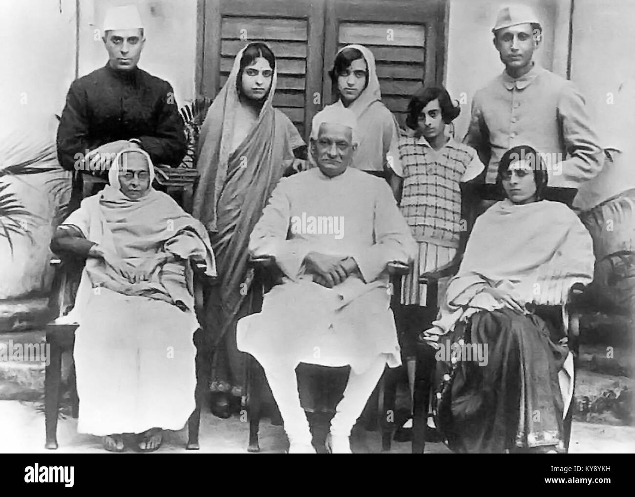 Nehru family hi-res stock photography and images - Alamy