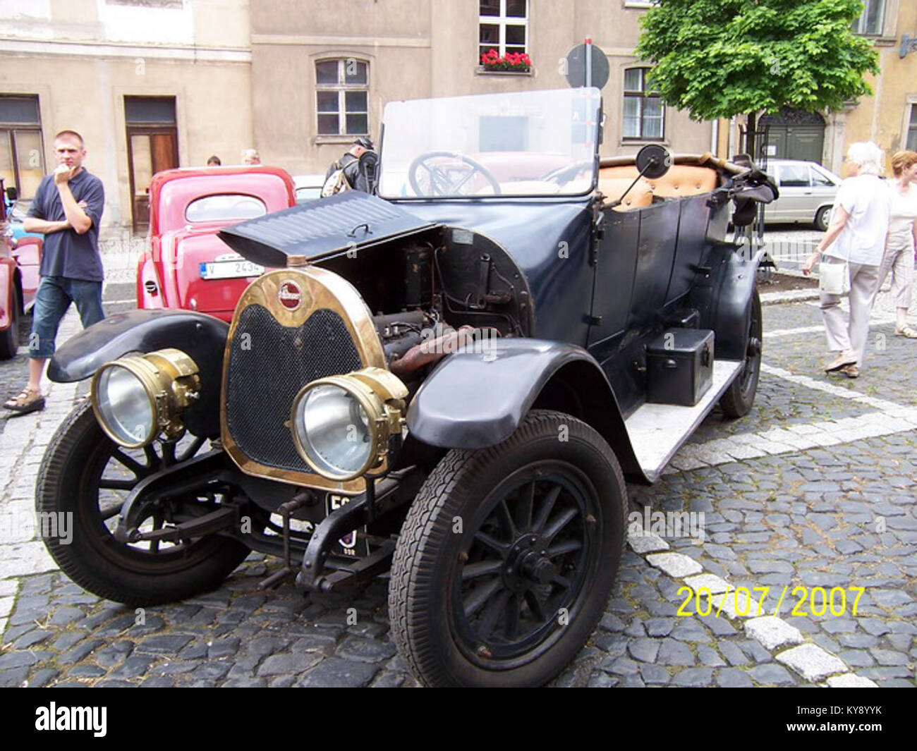 Technical experiment hi-res stock photography and images - Alamy