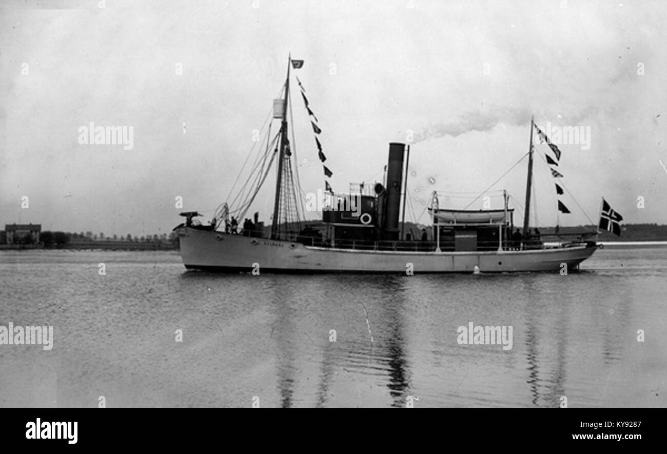 Whale catcher hi-res stock photography and images - Alamy