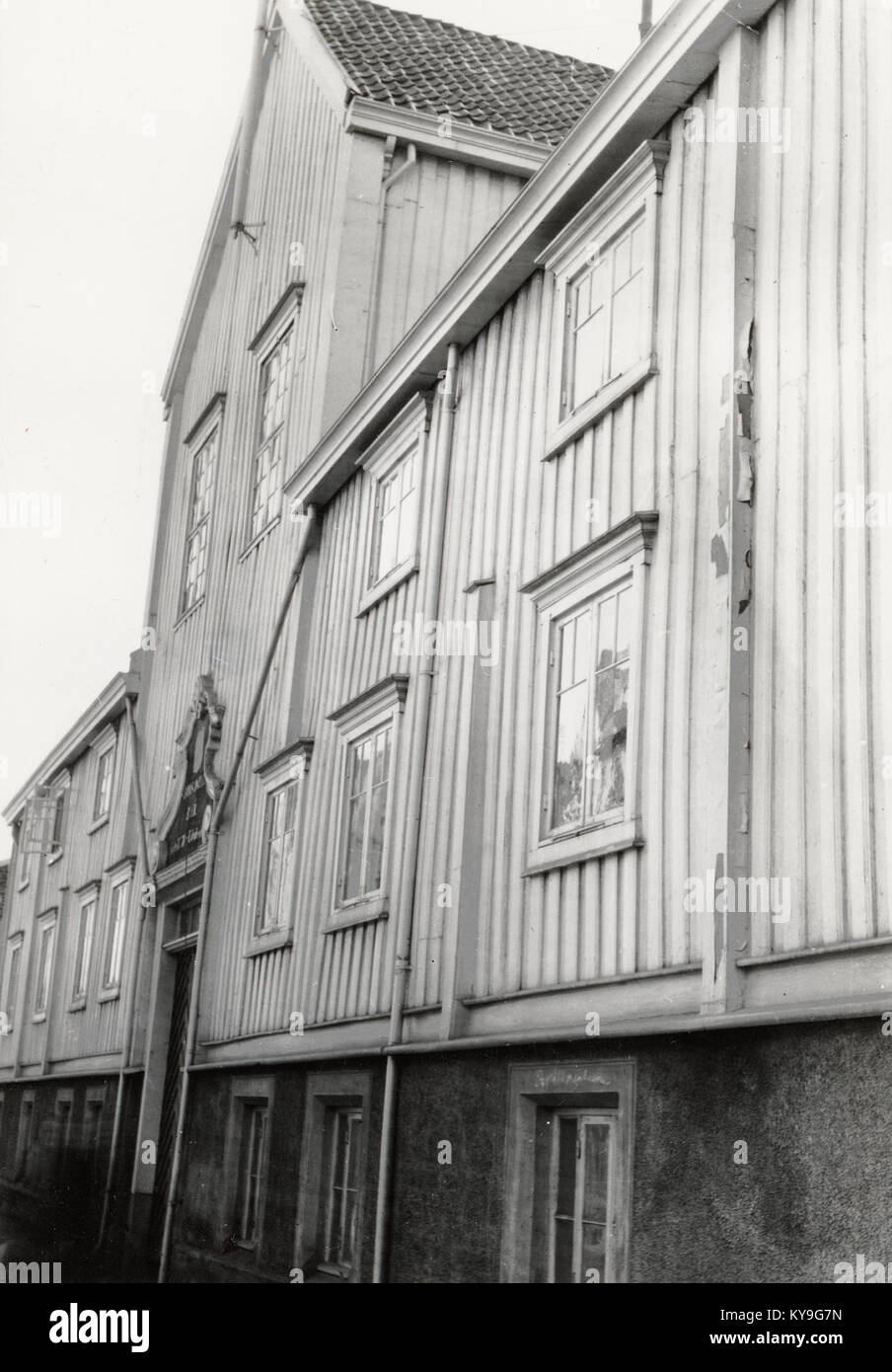 The photograph depicts Thomas Angell's rooms in Sør-Trøndelag, Norway ...