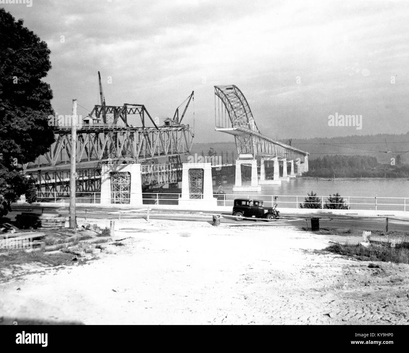 Pattullo Bridge under construction circa 1937 Stock Photo - Alamy