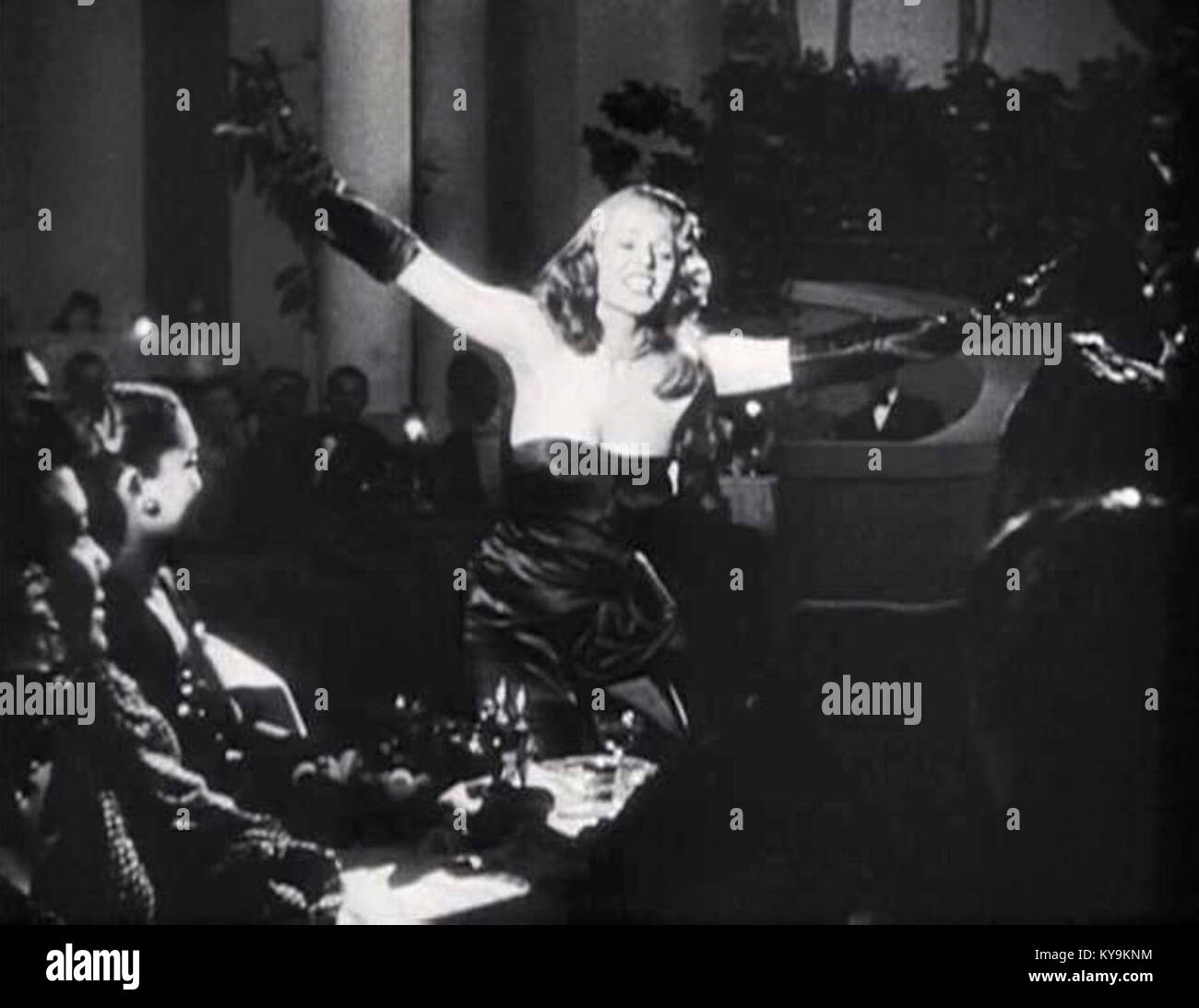 Film star rita hayworth hi-res stock photography and images - Alamy
