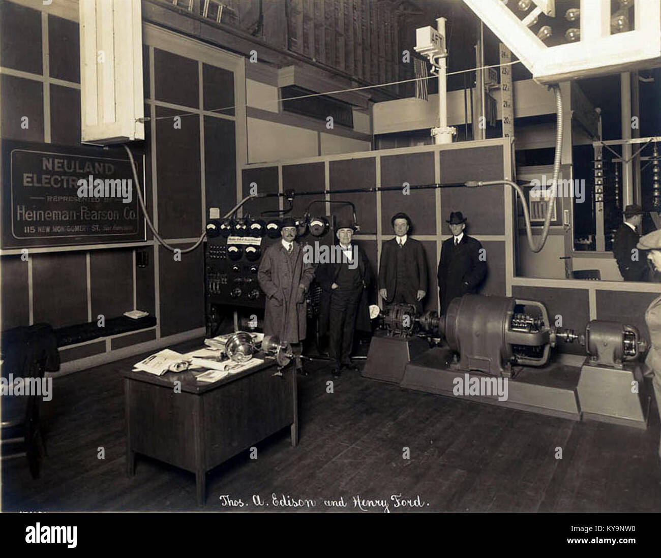 Thomas edison and henry ford hi-res stock photography and images - Alamy