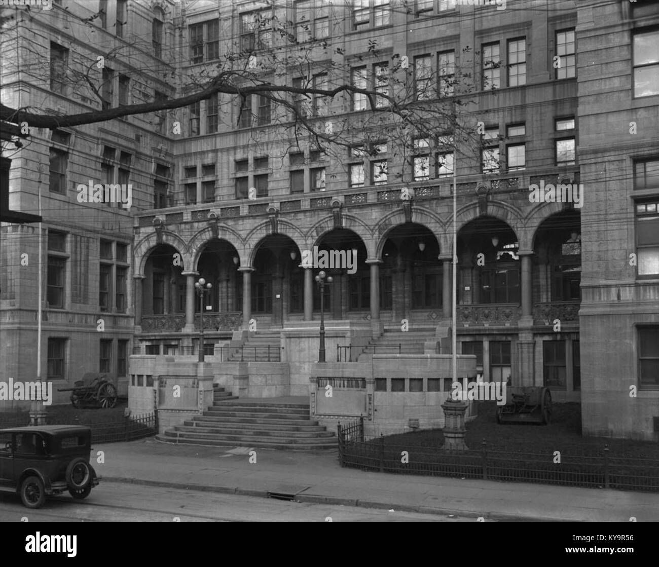 Universite de montreal montreal hi-res stock photography and images - Alamy