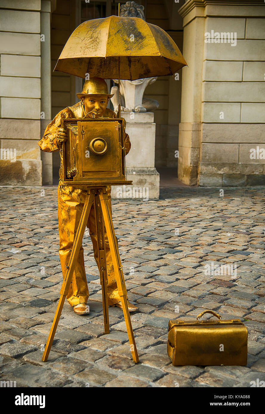 Old man smiley face hi-res stock photography and images - Alamy
