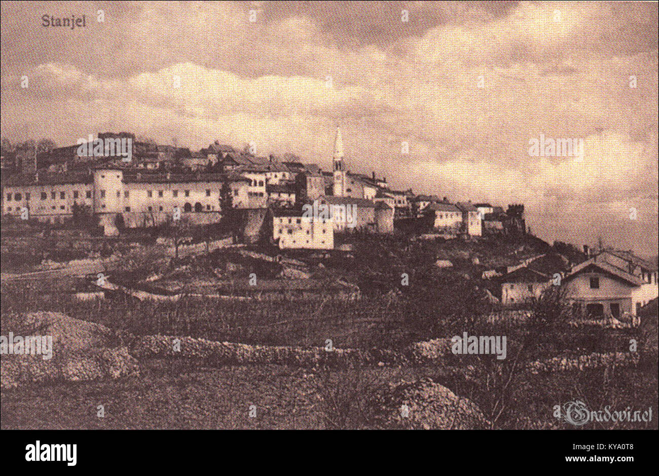 Stanjel castle hi-res stock photography and images - Alamy