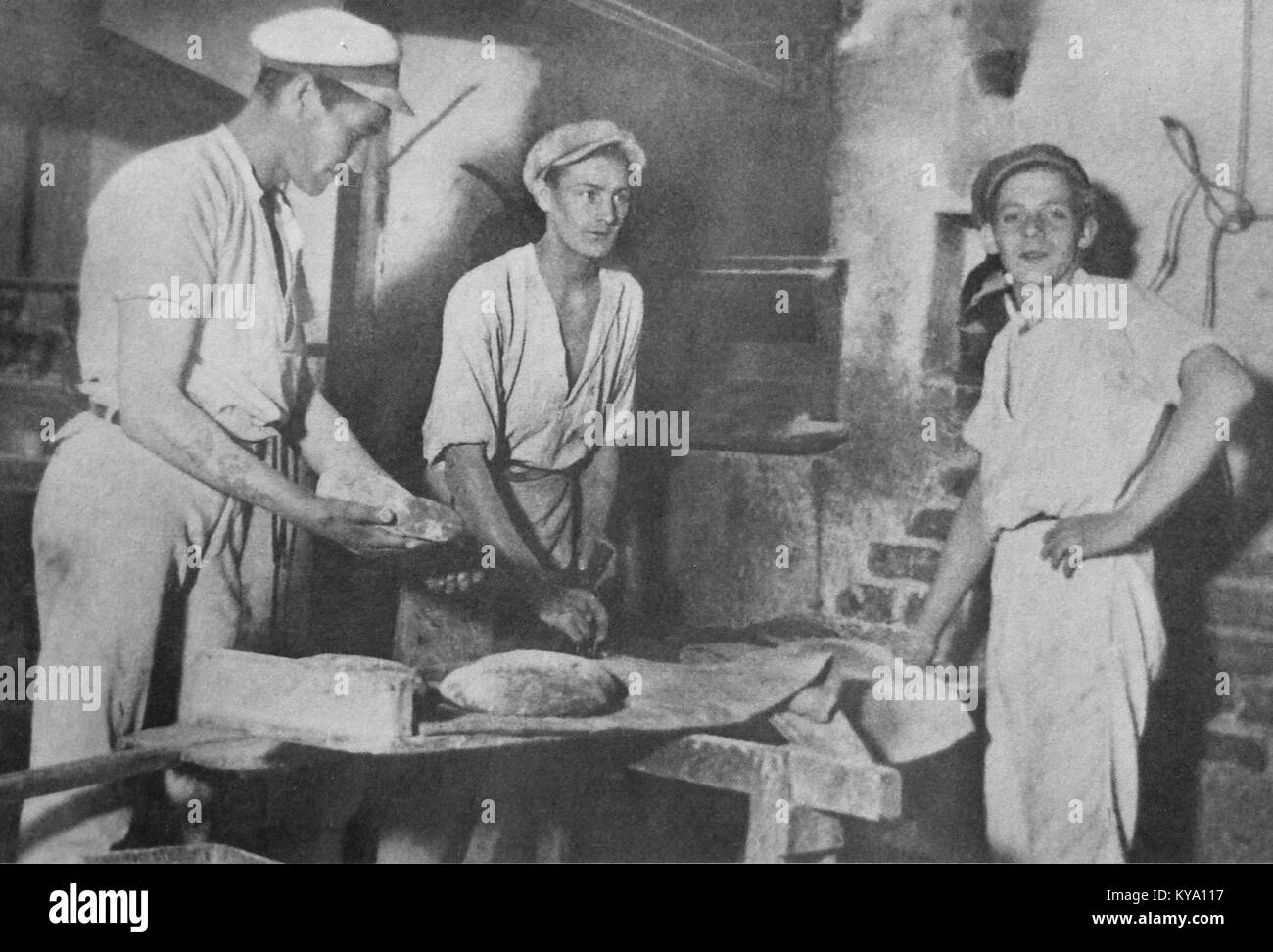 Early 1920s bakery hi-res stock photography and images - Alamy
