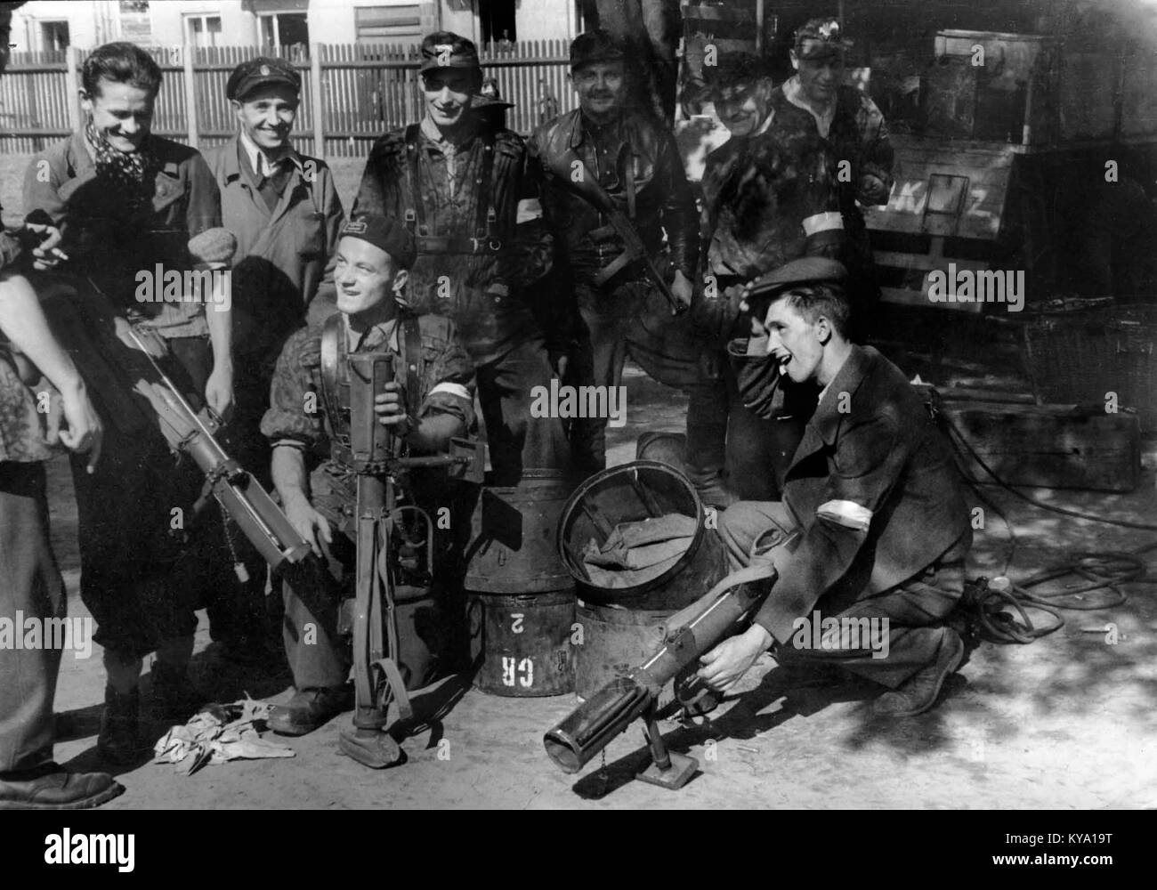 The Warsaw Uprising of 1944 featured resistance groups like Baon Czata ...