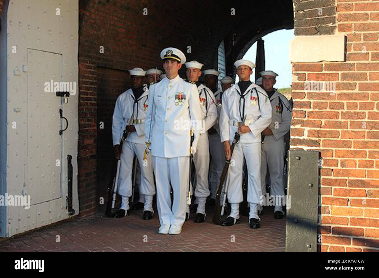 Navy ceremonial guard hi-res stock photography and images - Alamy