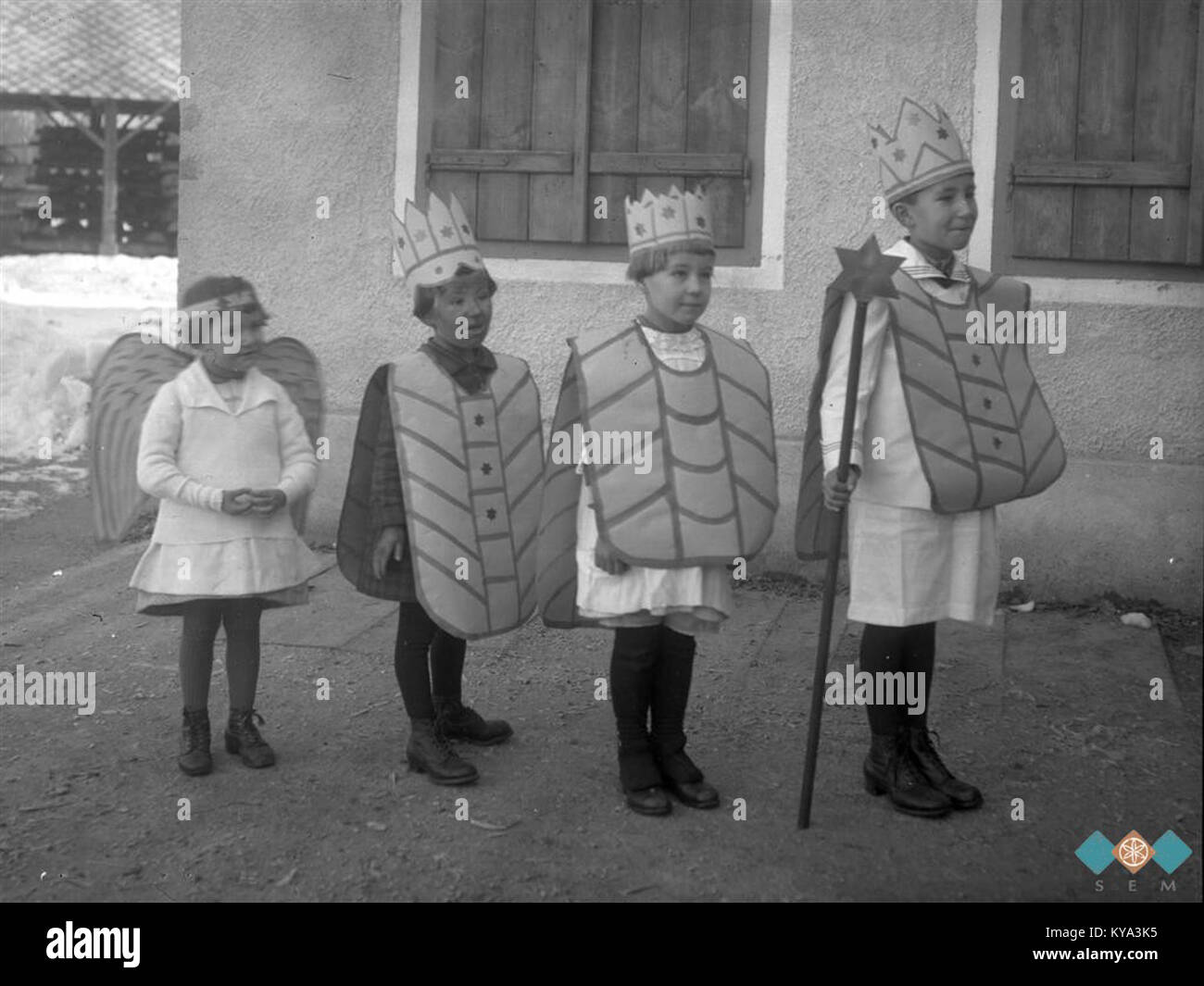 Child three kings hi-res stock photography and images - Alamy