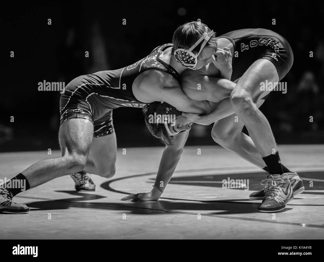Freestyle wrestling Black and White Stock Photos & Images - Alamy