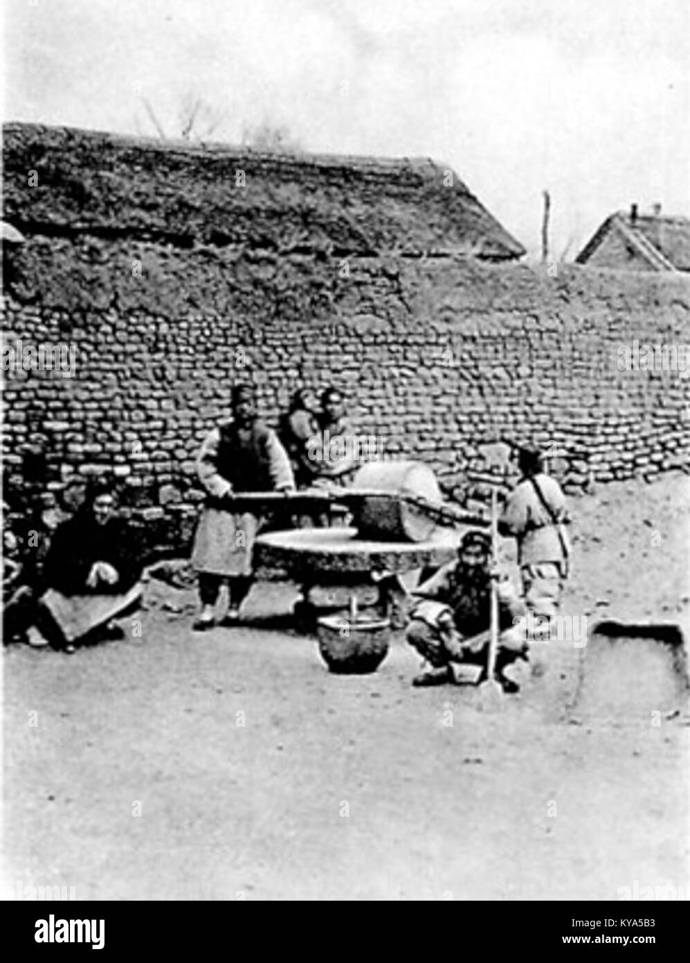 Early 20th century beijing hi-res stock photography and images - Alamy