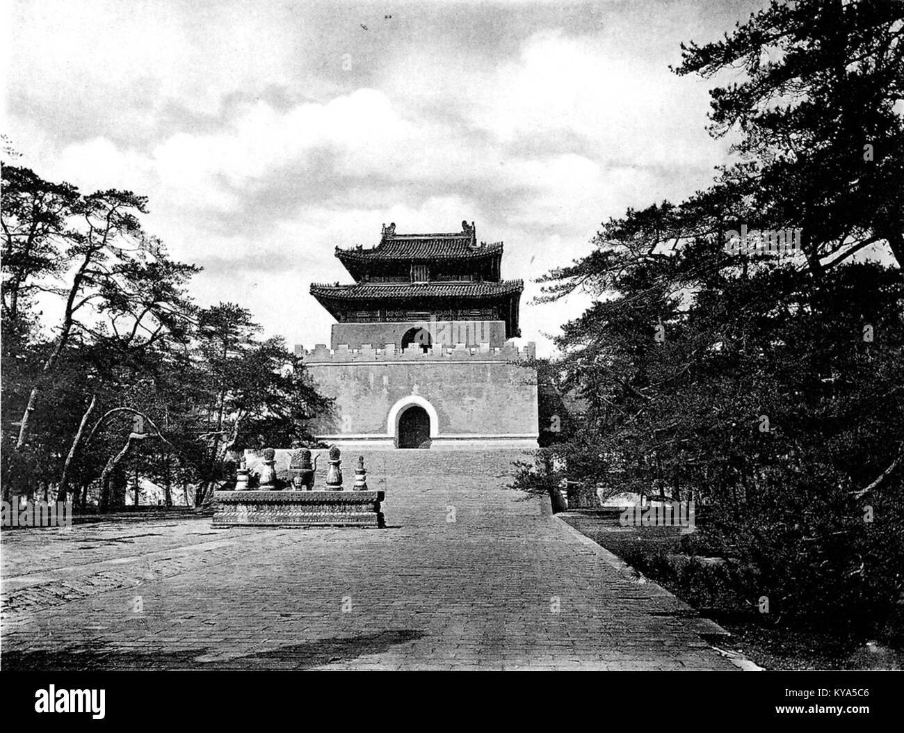 Fur die opfer hi-res stock photography and images - Alamy