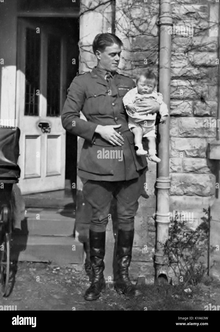 This 1918 photograph depicts Roy Phillipps, awarded the AFC ...