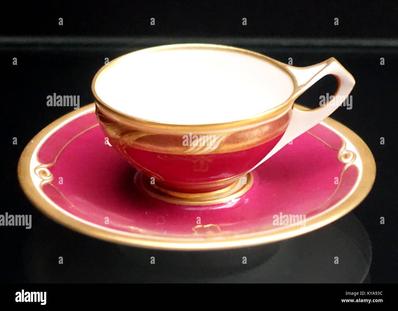Kpm cup hi-res stock photography and images - Alamy