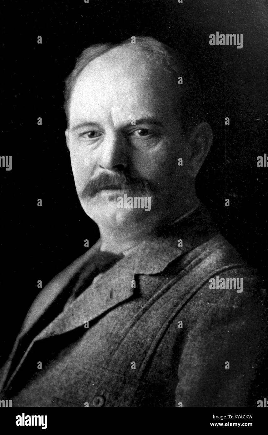Frank chapman hi-res stock photography and images - Alamy