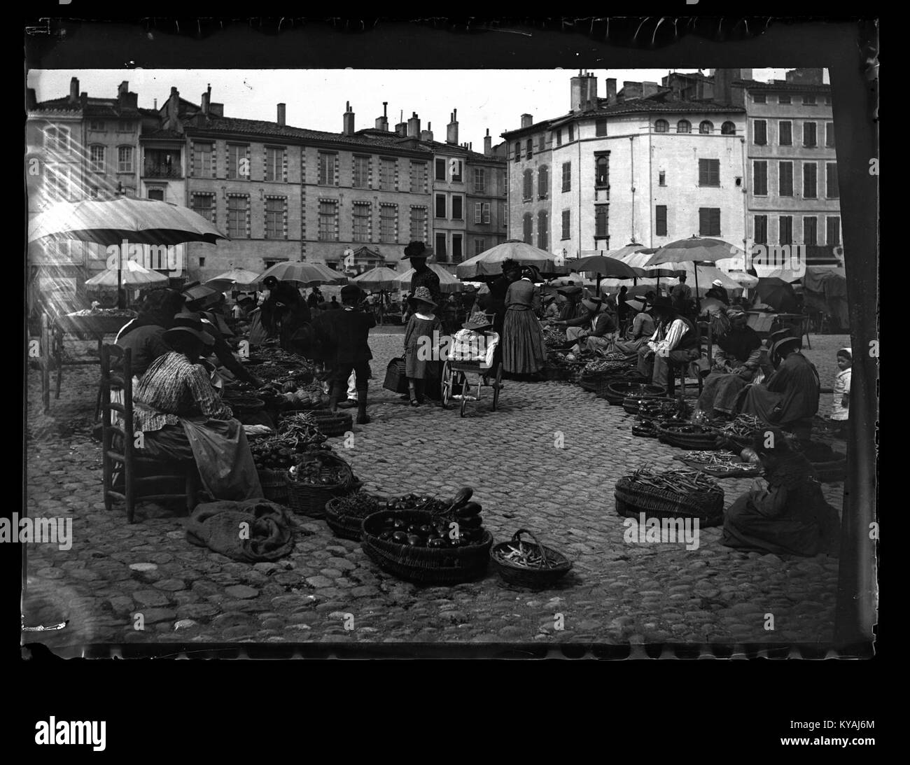 Scene depicting market in Black and White Stock Photos & Images - Alamy