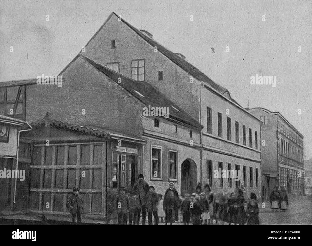 Polish school buildings hi-res stock photography and images - Alamy