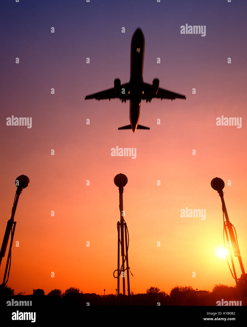 Aircraft heathrow hi-res stock photography and images - Alamy