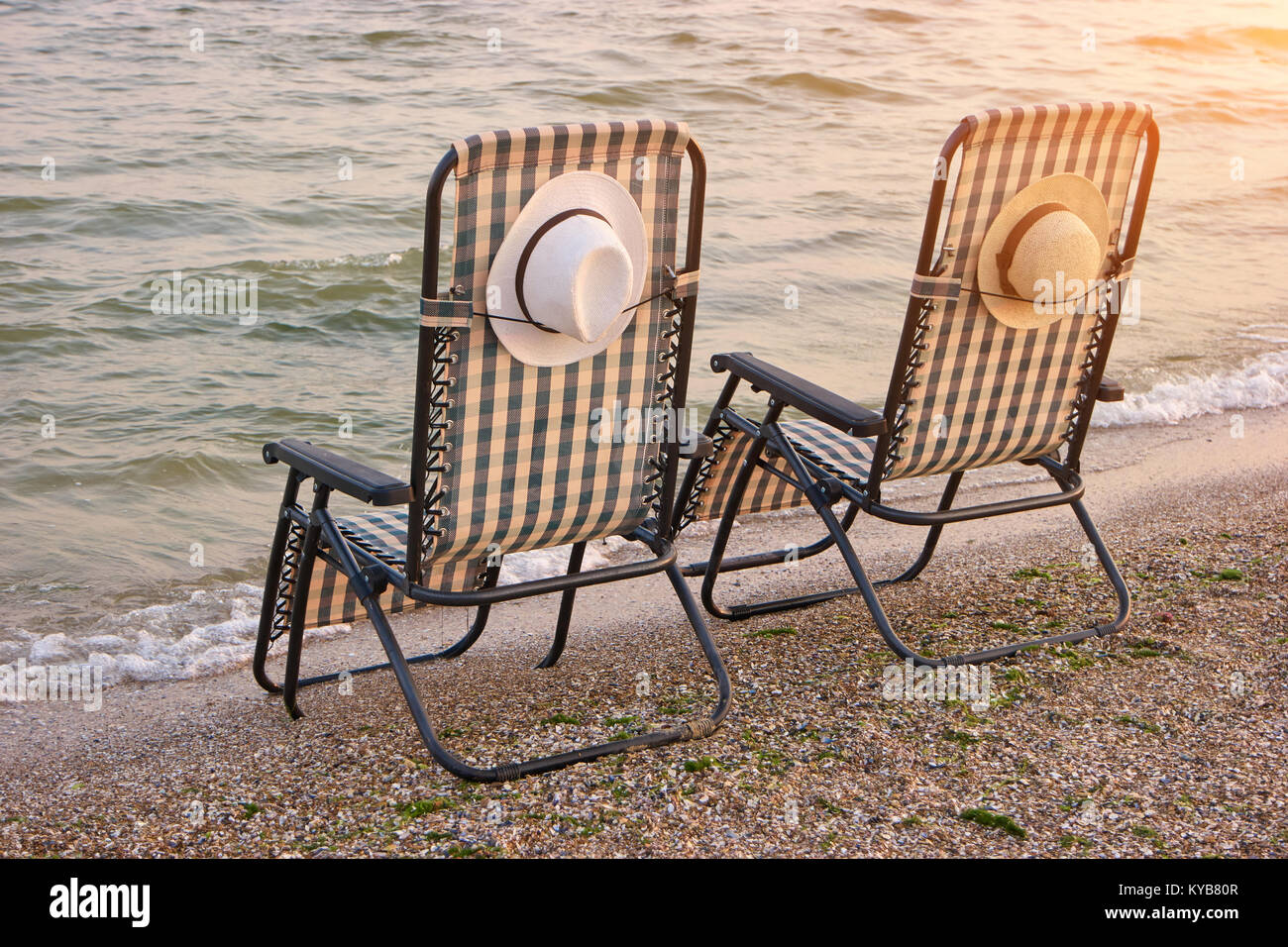 Attached chairs hi-res stock photography and images - Alamy