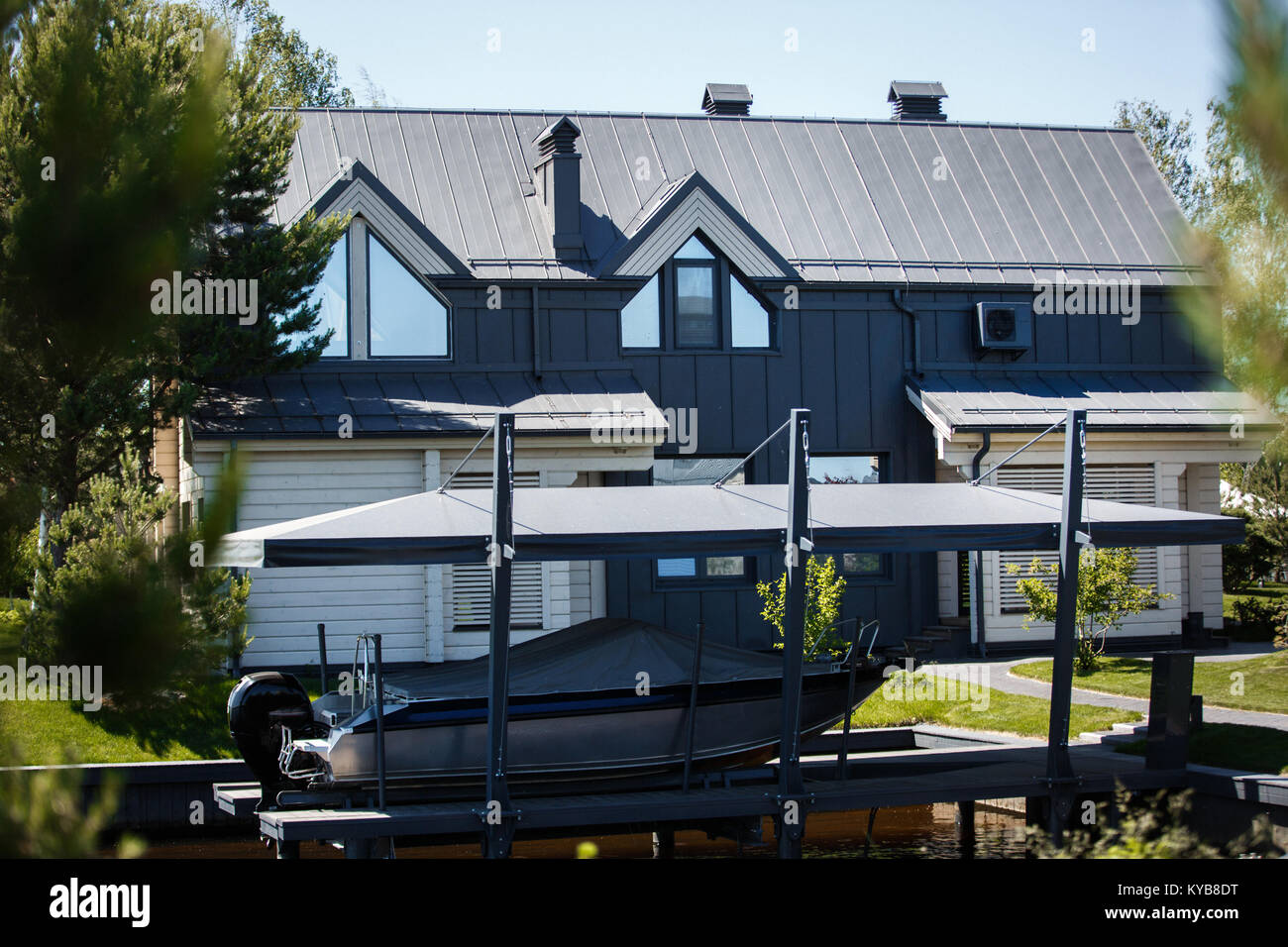 Gray boat hi-res stock photography and images - Alamy